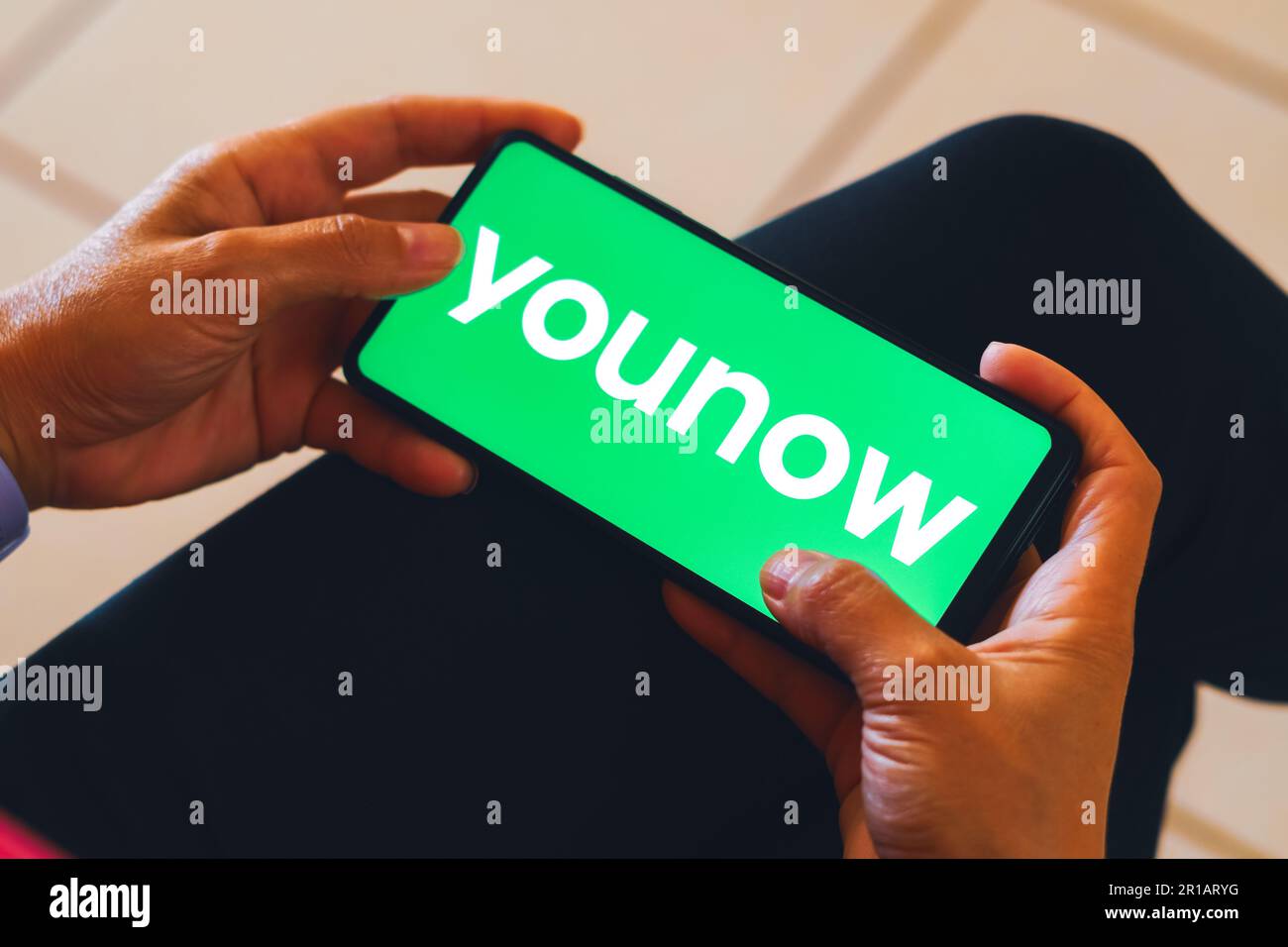 Younow Se