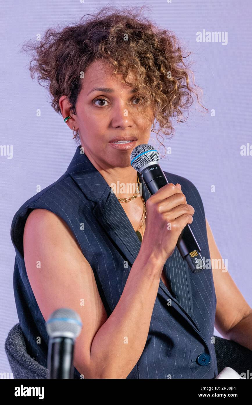 Pelo De Bayas De Halle 2023