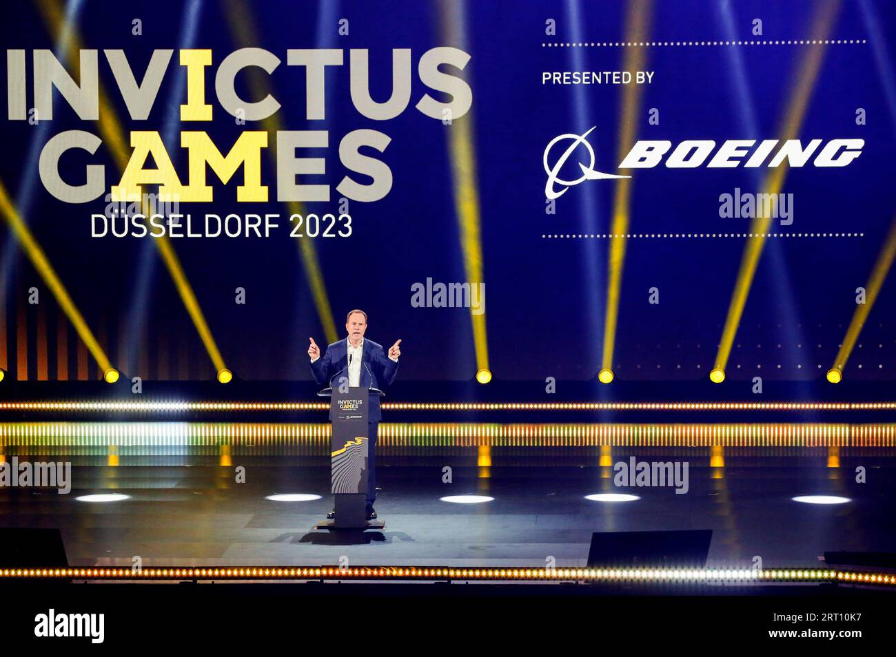 Stephan Keller bei der Eröffnung der Invictus Games Düsseldorf 2023 in ... Stephan Keller bei der Eröffnung der Invictus Games Düsseldorf 2023 in ...