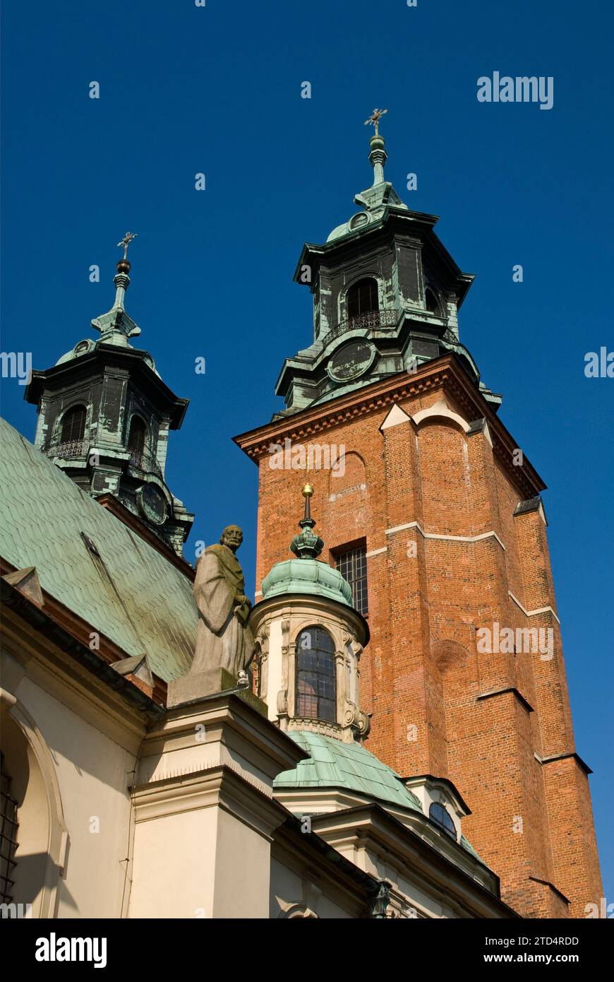 Catedral Real de Gniezno (Basílica de la Catedral Primaria), siglo XI ... Catedral Real de Gniezno (Basílica de la Catedral Primaria), siglo XI ...