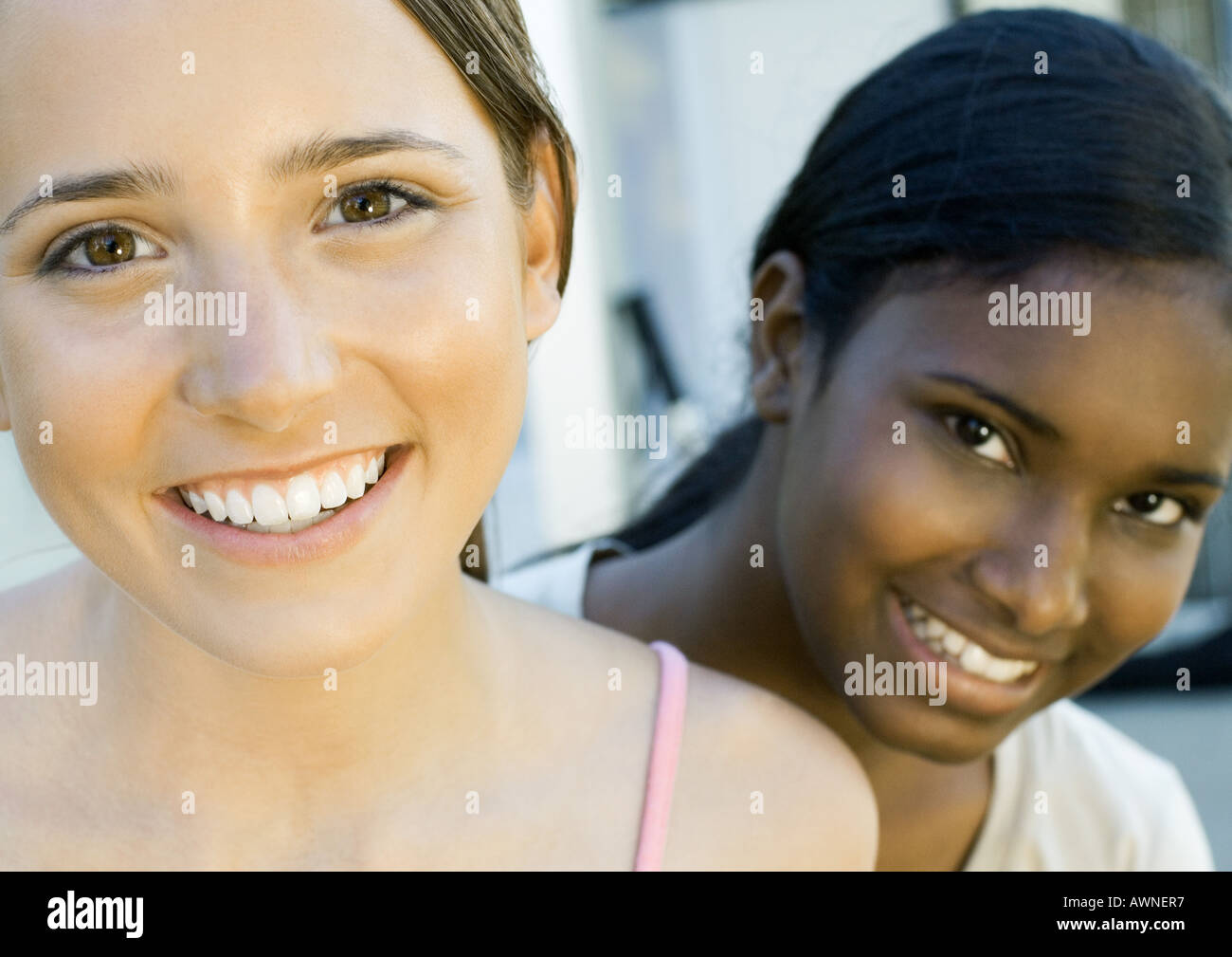 Chicas Adolescentes Estrechas Fotografías E Imágenes De Alta Resolución