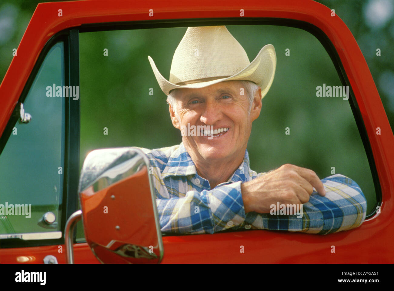 Cowboy western truck man fotografías e imágenes de alta resolución - Alamy
