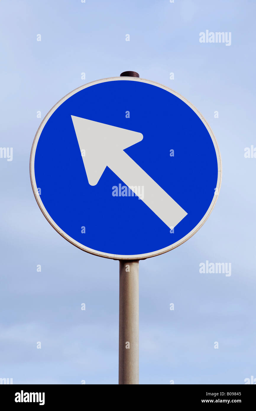eje loco Anuncio señal flecha hacia arriba microondas Obediente Sacrificio eje loco Anuncio señal flecha hacia arriba microondas Obediente Sacrificio