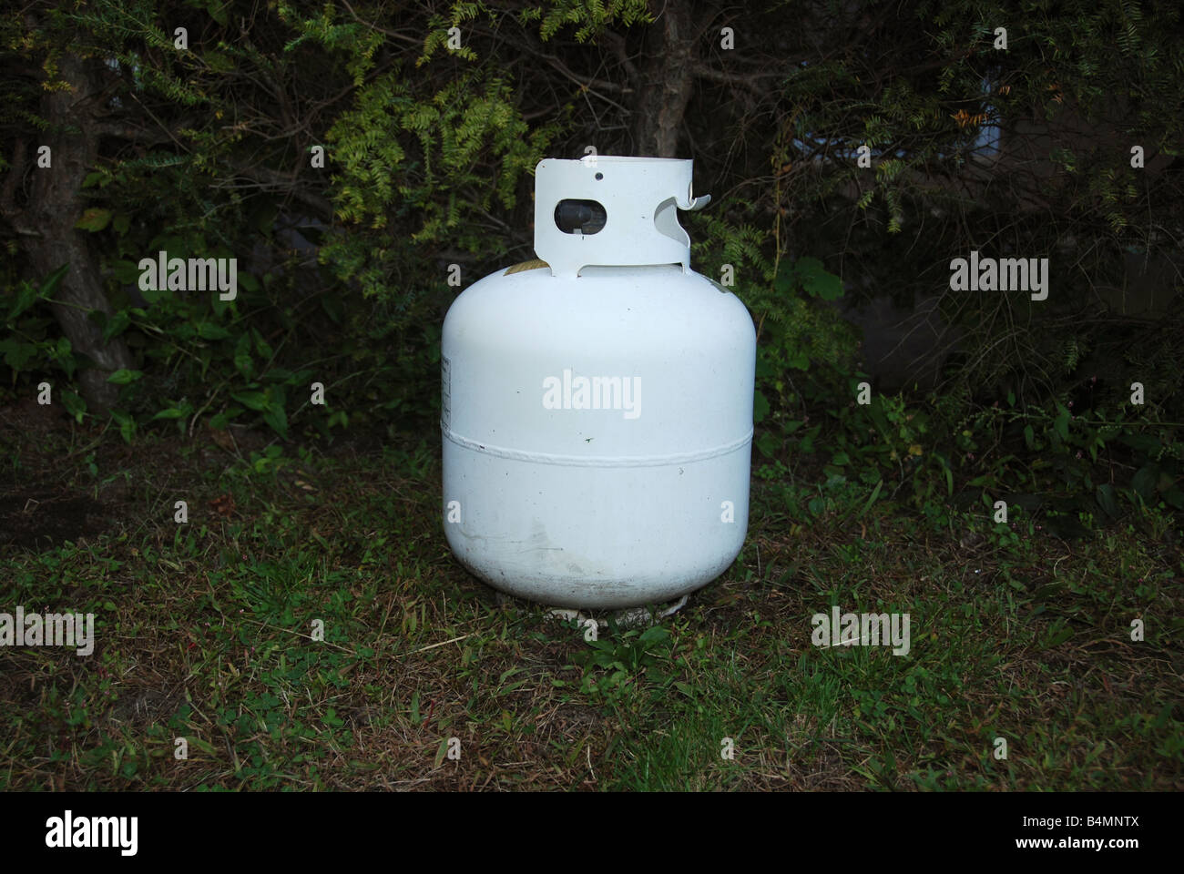 Tanque de propano fotografías e imágenes de alta resolución - Alamy