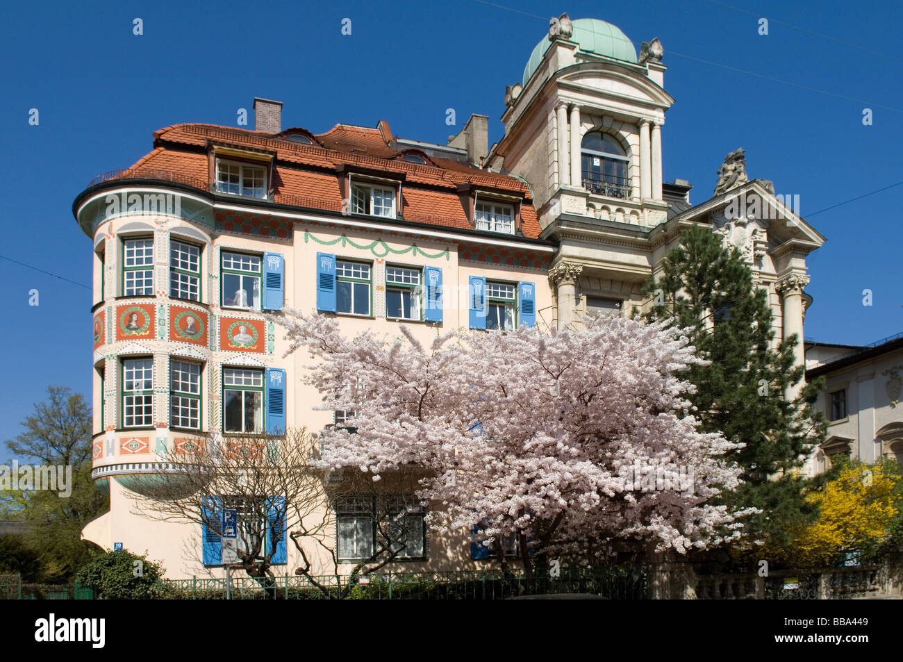 Hito arquitectónico fotografías e imágenes de alta resolución - Alamy