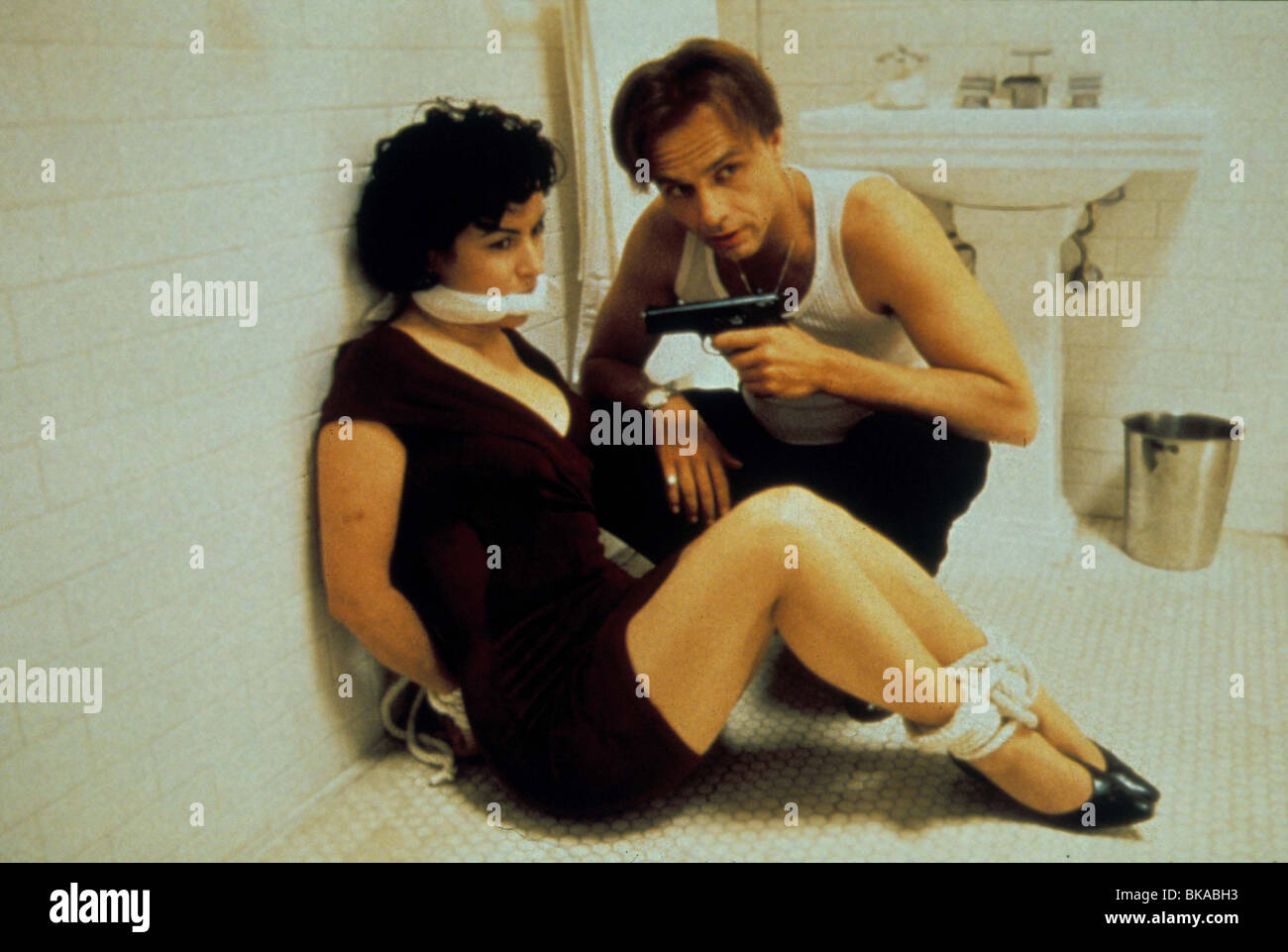 Bound 1996 Jennifer Tilly Fotografías E Imágenes De Alta Resolución Alamy