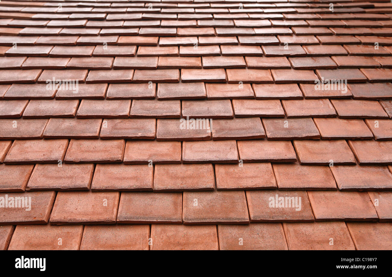 Casas con tejas rojas fotografías e imágenes de alta resolución - Alamy