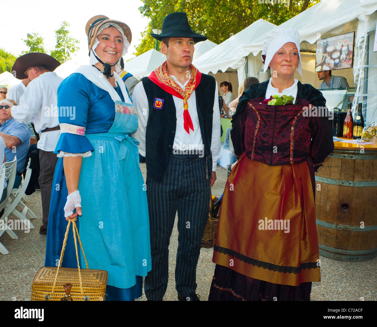 Vestido Tradicional Francés Para Hombres