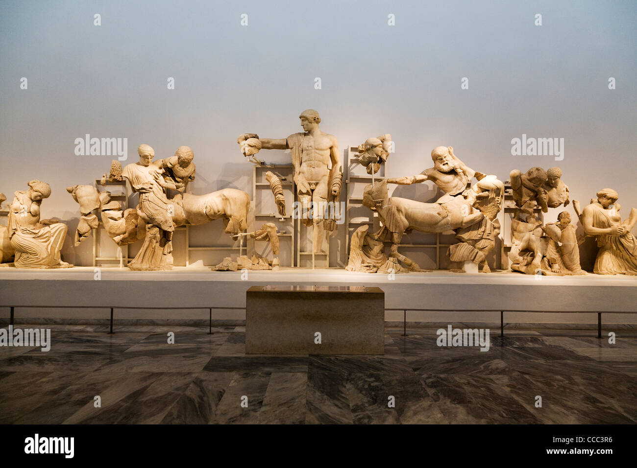 Frontao Do Templo De Zeus