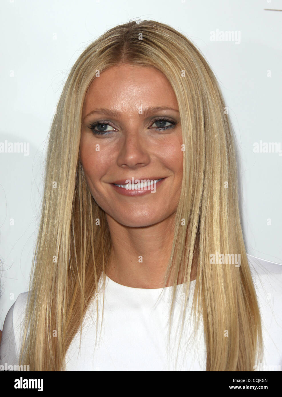 Lisa Rowles's Instagram, Twitter & Facebook on IDCrawl