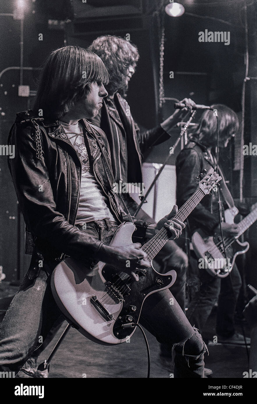 Ramones At Us Festival – Ramones Setlist at US Festival 1982 – ZFCZBQ