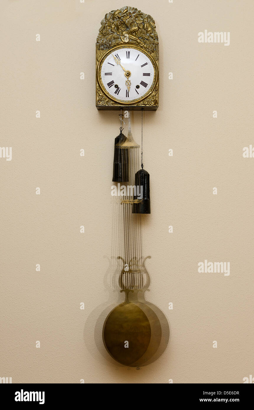 Reloj De Pendulo Antiguo