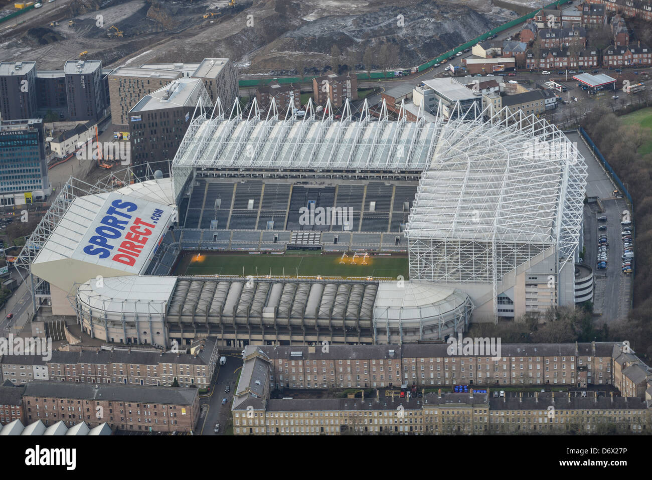 Sports direct stadium fotografías e imágenes de alta resolución - Alamy