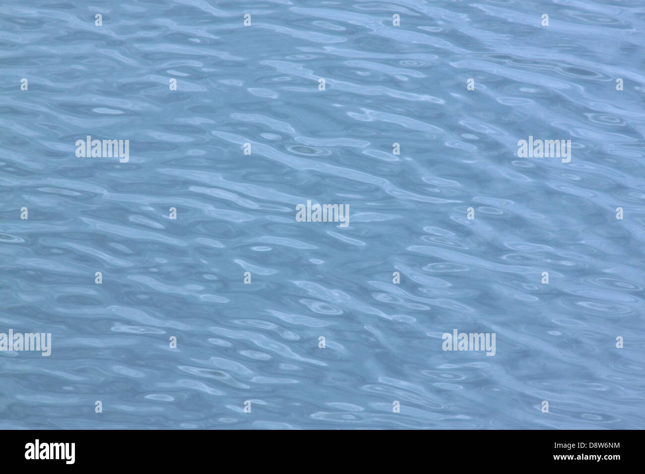 Textura de agua azul fotografías e imágenes de alta resolución - Alamy
