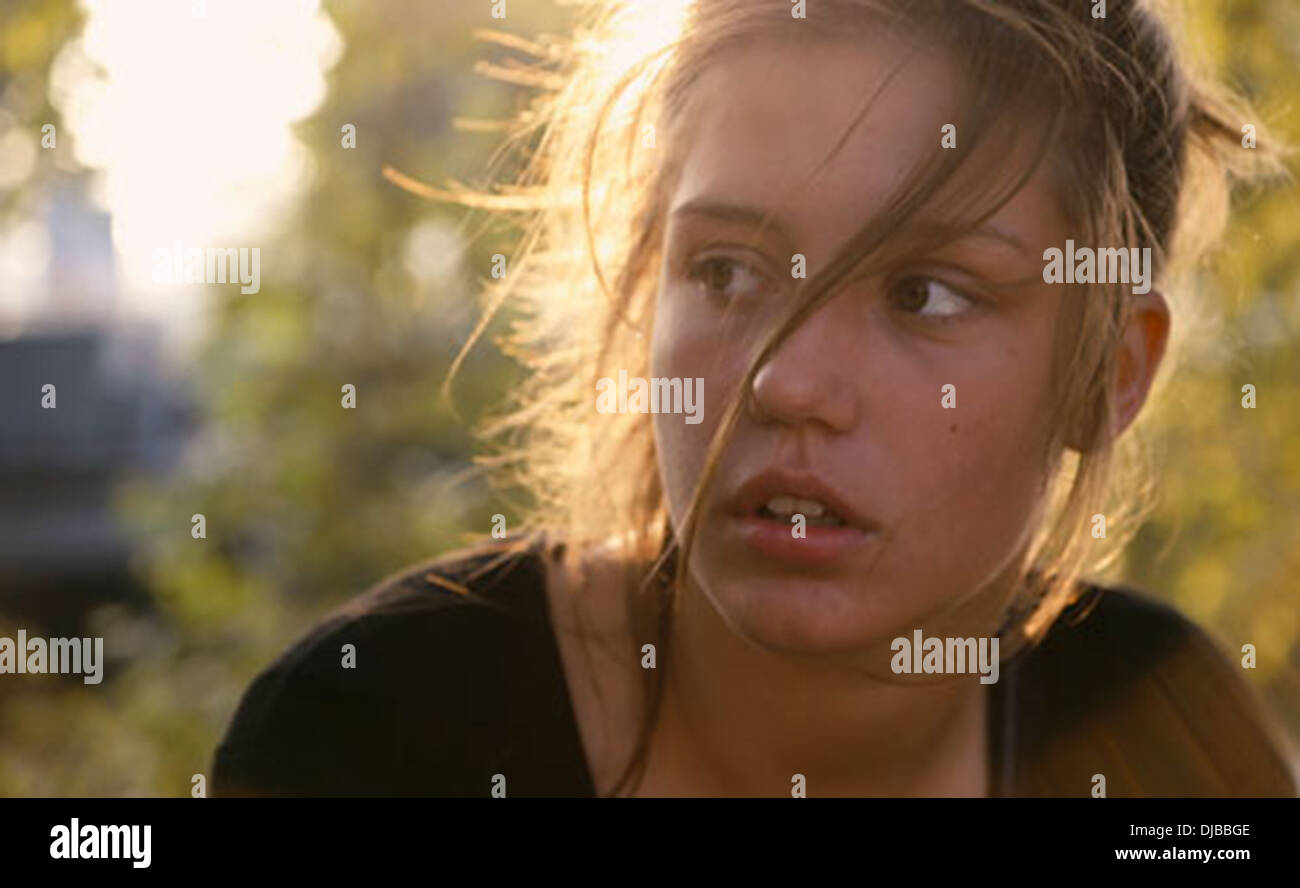 El Azul Es El Color Más Cálido 2013 AdÈle Exarchopoulos Abdellatif