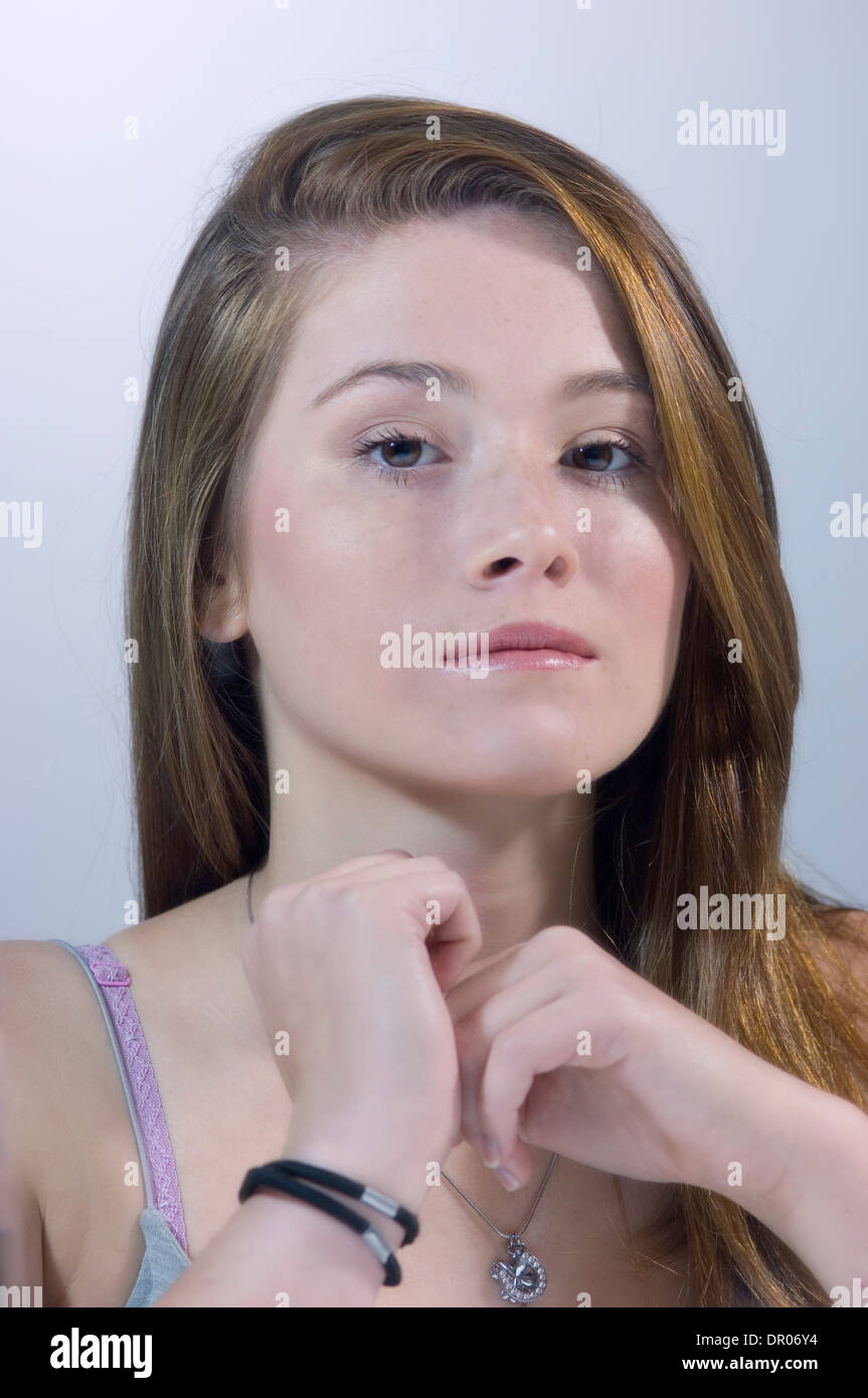 Chica Adolescente De 16 Años Fotografías E Imágenes De Alta Resolución