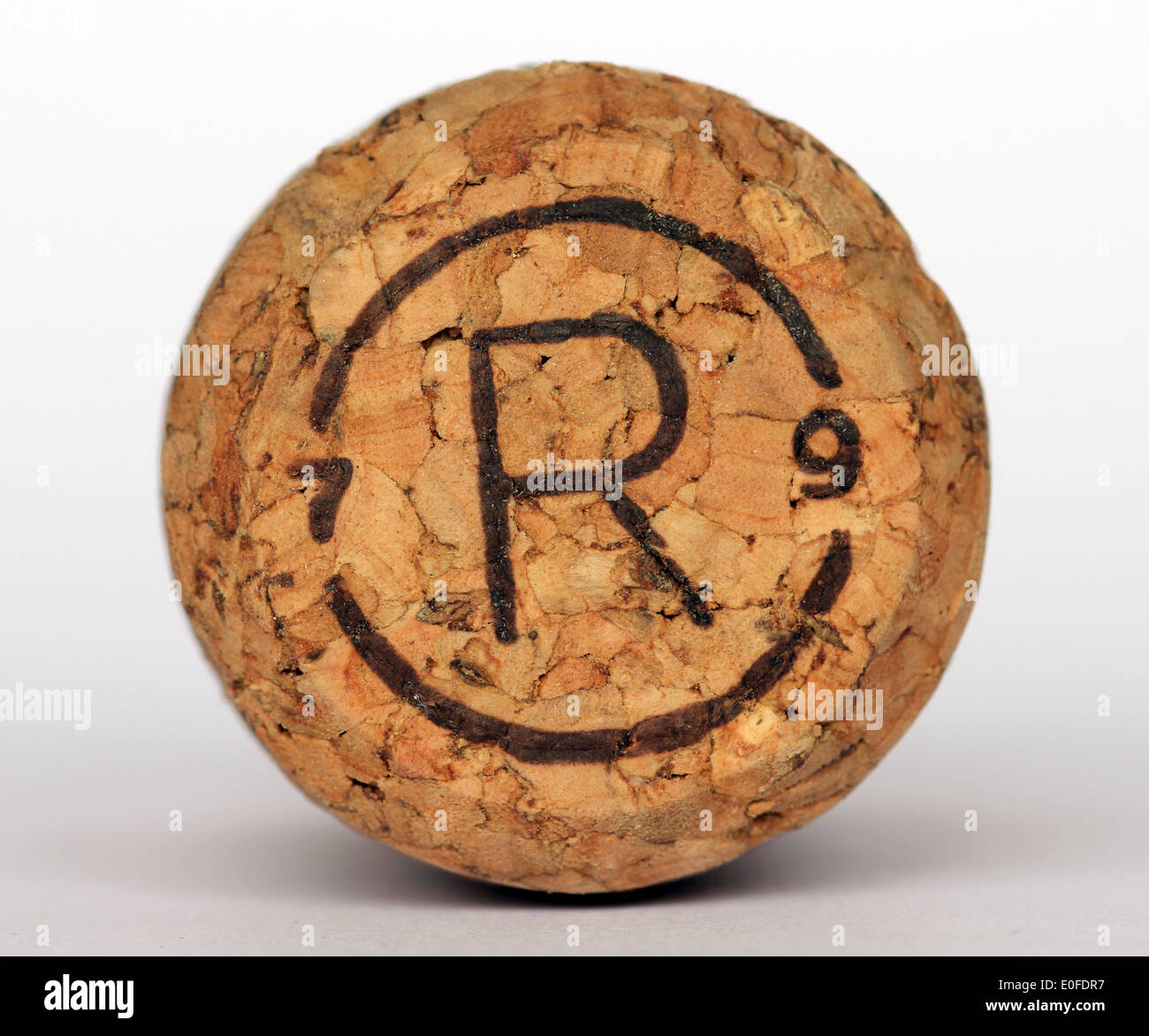 Letra r mayuscula fotografías e imágenes de alta resolución - Alamy