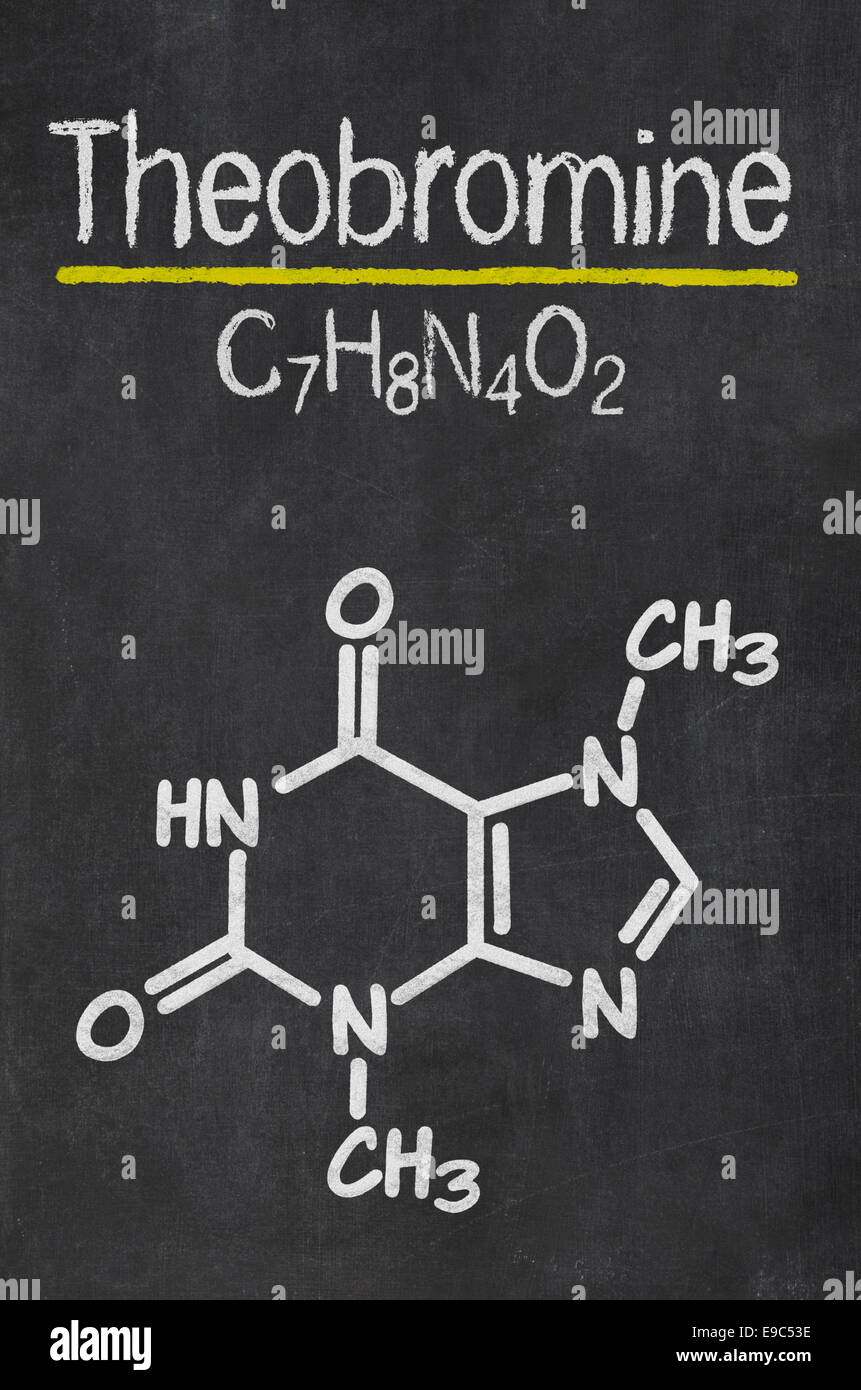 Pizarra Con La Fórmula Química De La Teobromina Fotografía De Stock Alamy