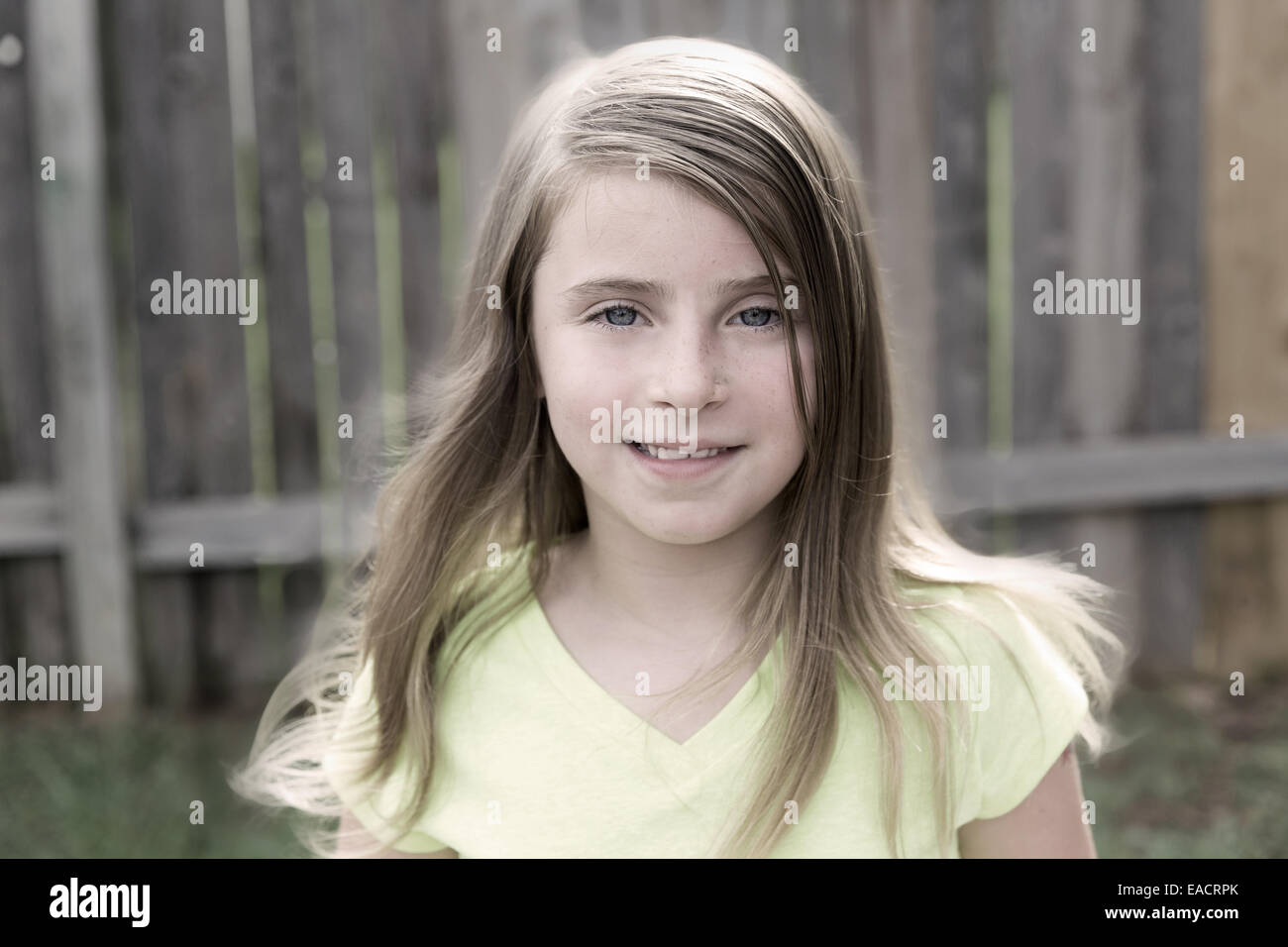 Niños Rubios Con Ojos Asules Fotografías E Imágenes De Alta Resolución