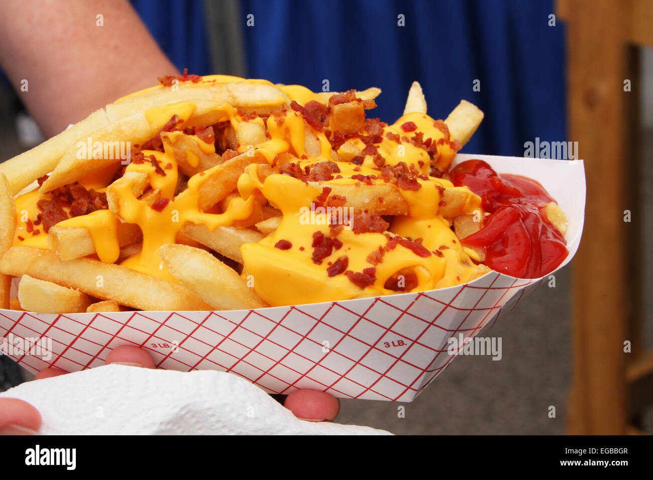 Papas Fritas Con Queso