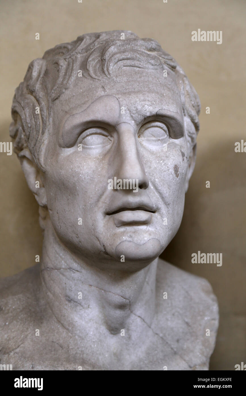 Greek playwright fotografías e imágenes de alta resolución - Alamy