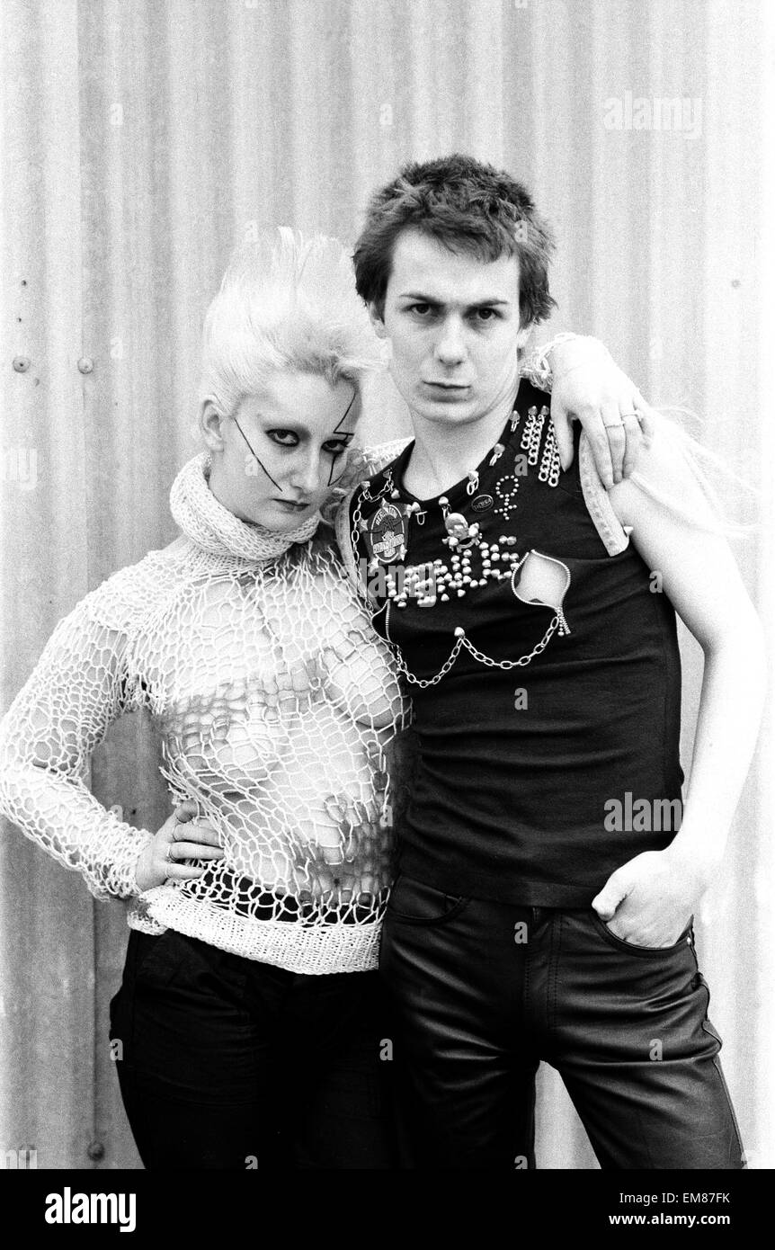 Punks london 1970s fotografías e imágenes de alta resolución - Alamy