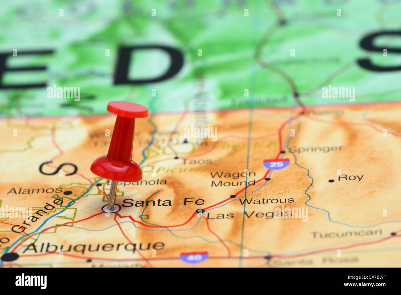 Mapa de chincheta fotografías e imágenes de alta resolución - Alamy
