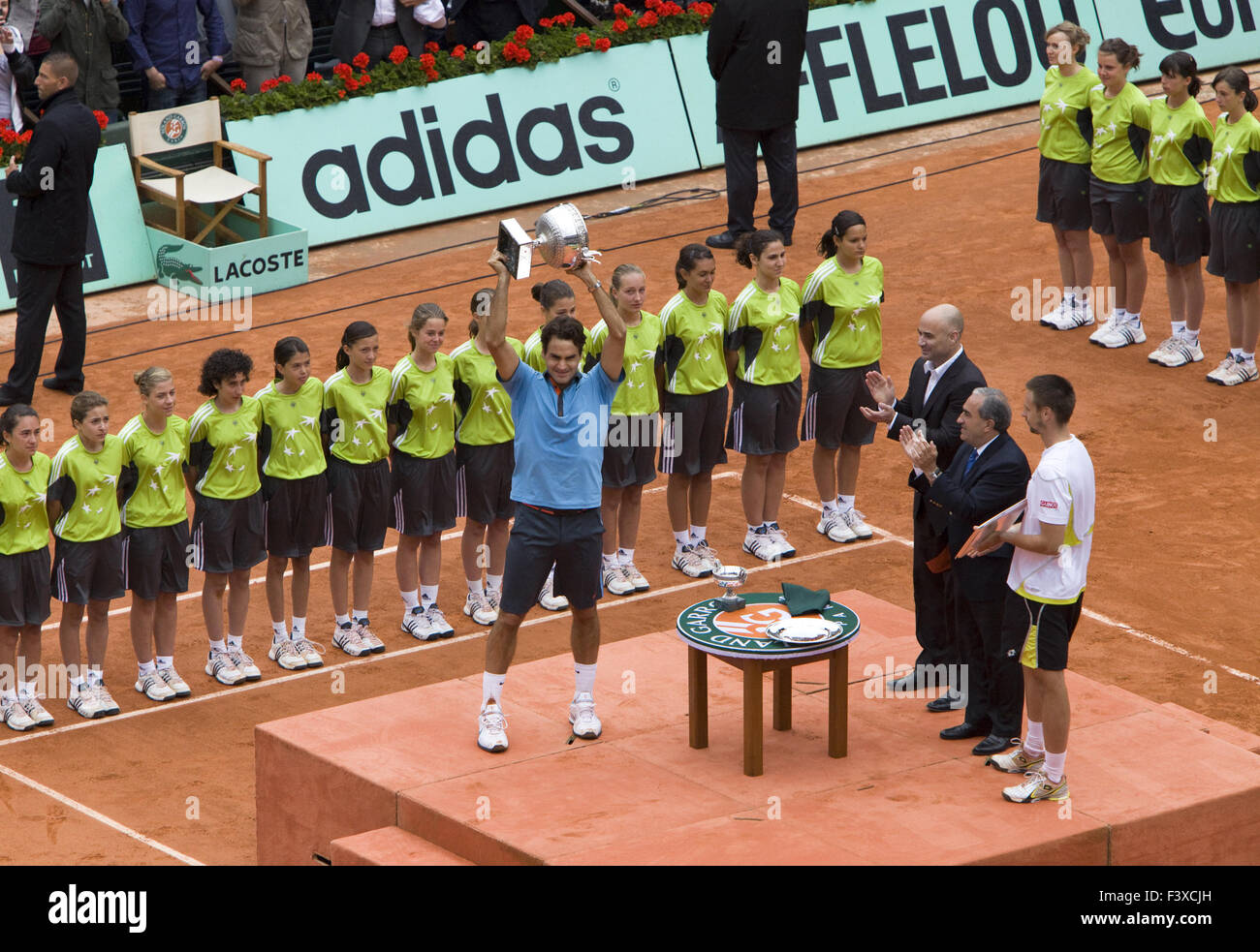 Roger federer speed fotografías e imágenes de alta resolución - Alamy