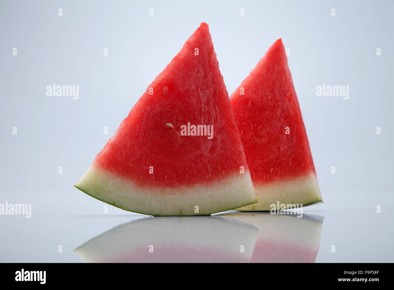 Triangulo cortado fotografías e imágenes de alta resolución - Página 2 ...