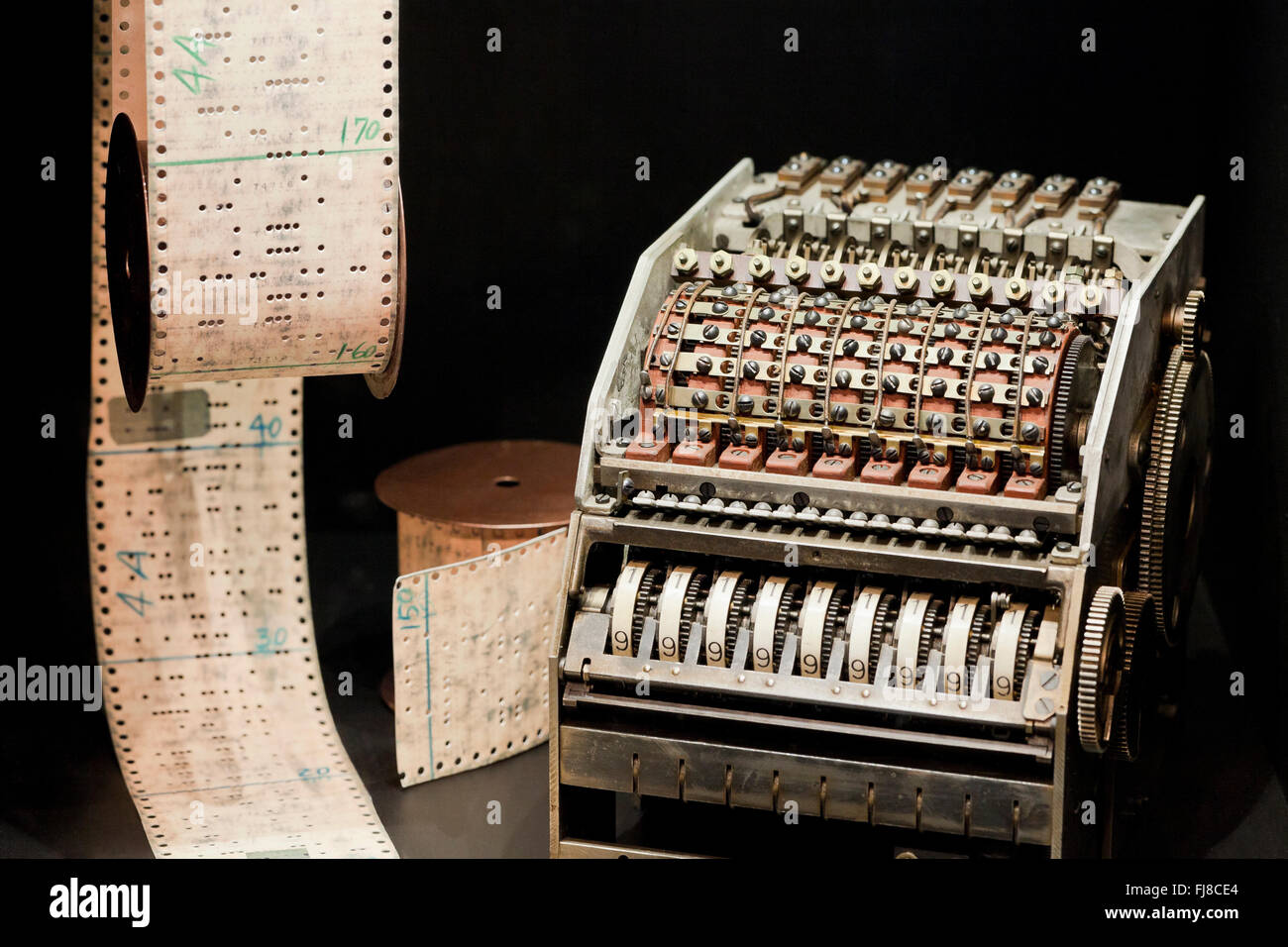 IBM Calculadora controlada de secuencia automática (Mark I), circa 1944 ...