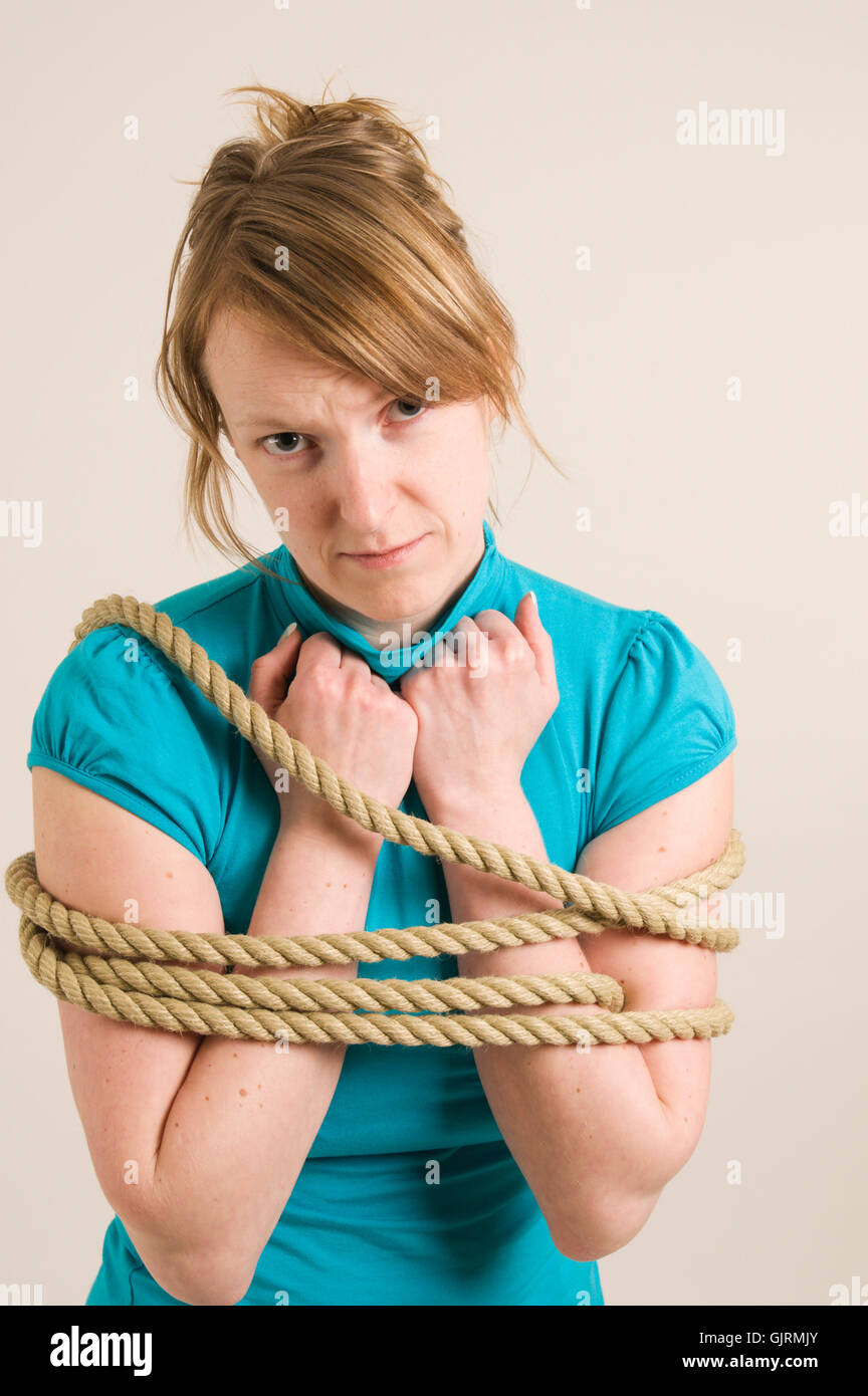 Tied Gagged Woman Fotografías E Imágenes De Alta Resolución Alamy