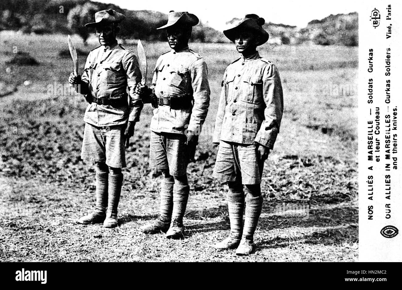 Postal Los Soldados Gurkhas Con Sus Cuchillas Nuestros Aliados En