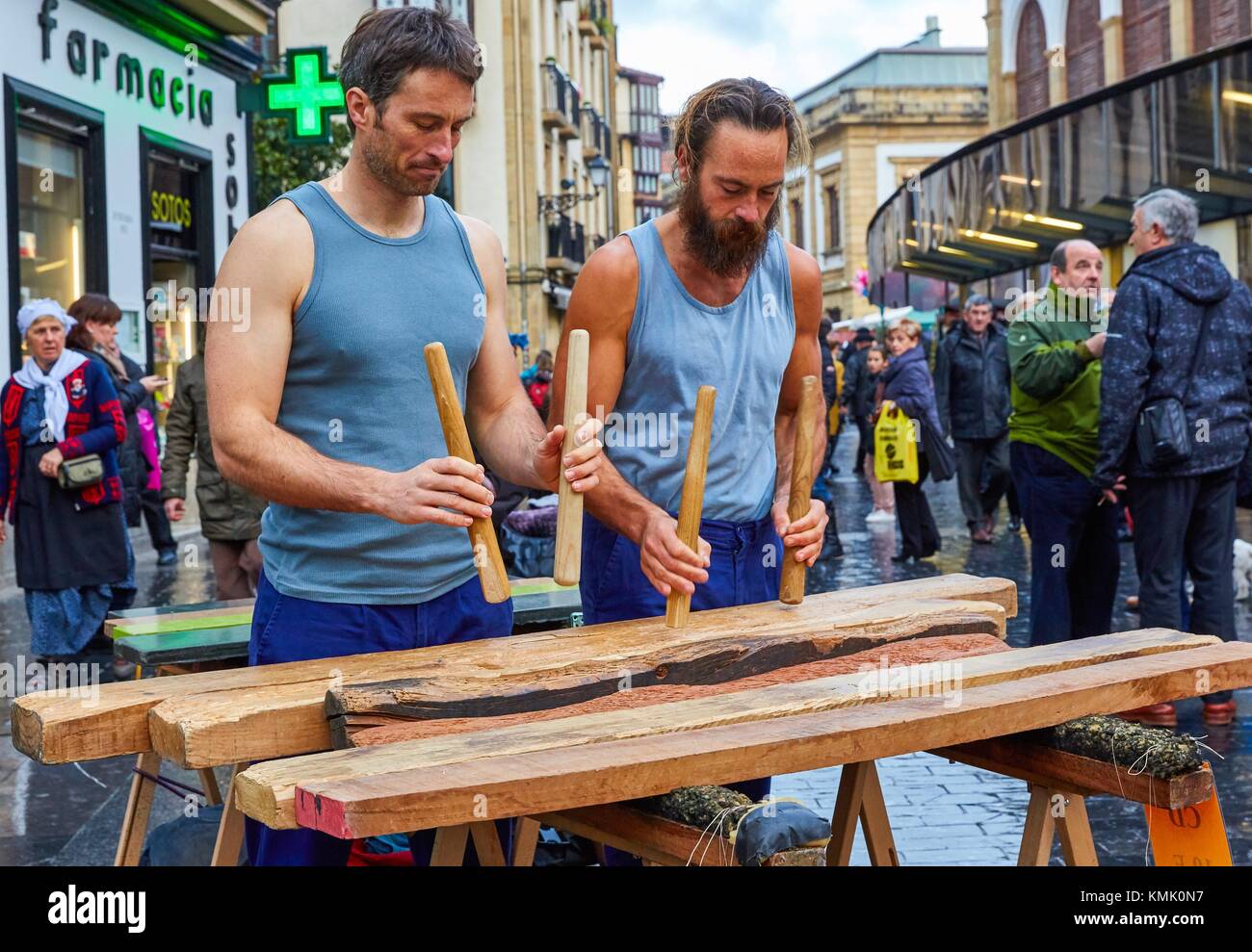Instrumento tipico Fotos e Imágenes de stock - Alamy