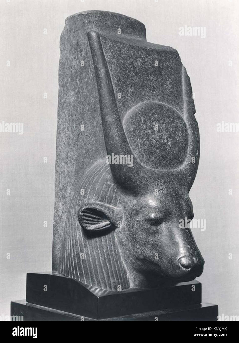 Diosa vaca hathor fotografías e imágenes de alta resolución - Alamy