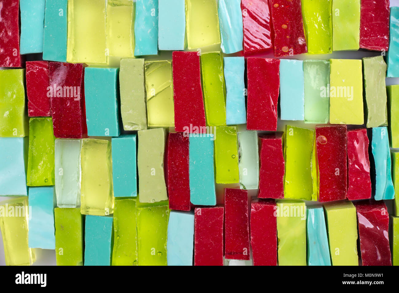 Azulejos de colores azulejos de colores fotografías e imágenes de alta ...