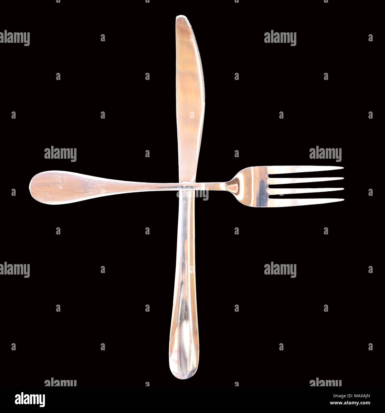 Tenedor Cruzado Y Cuchara Fotografías E Imágenes De Alta Resolución Alamy