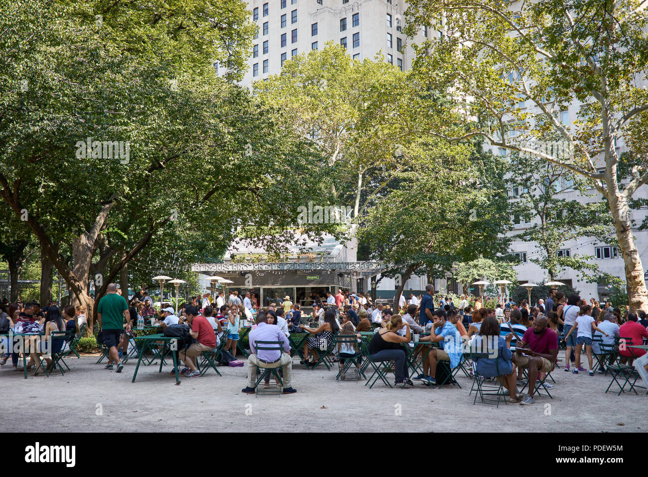 Shake Shack Madison Square Park Fotos e Imágenes de stock - Alamy
