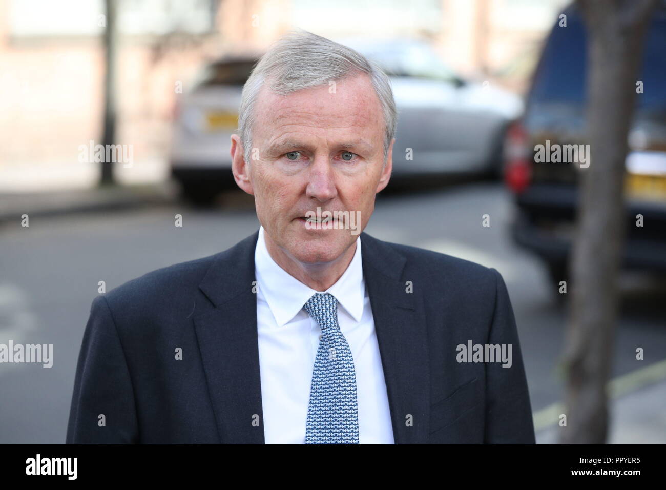 Ceo De Pret A Manger Clive Schlee Fuera De West London Pesquisidores Corte Tras La Conclusión