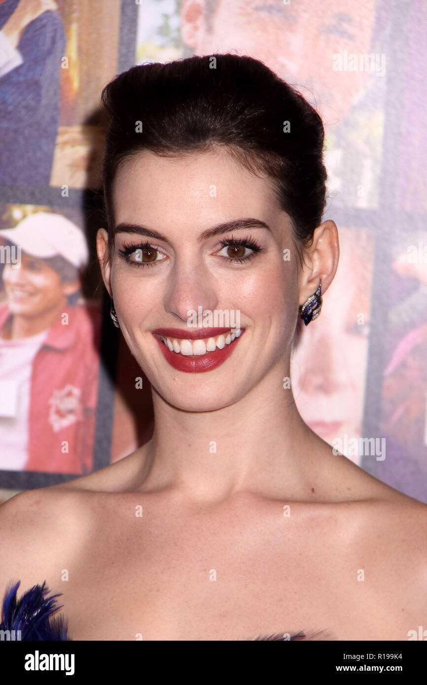 Daphne Hathaway's Instagram, Twitter & Facebook on IDCrawl