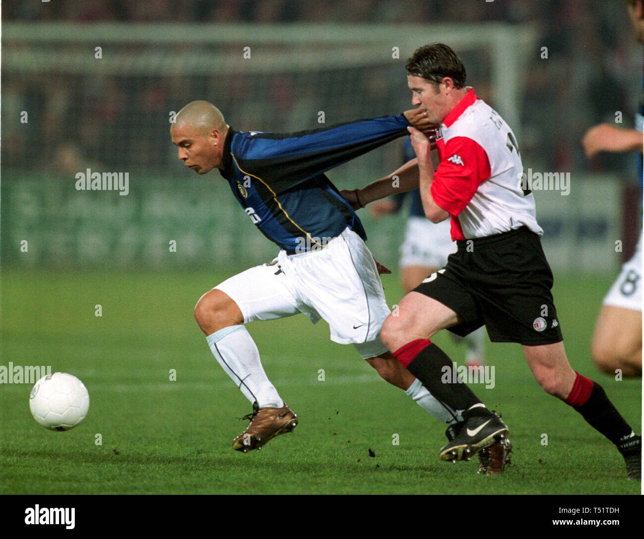 Ronaldo nazario inter fotografías e imágenes de alta resolución - Alamy