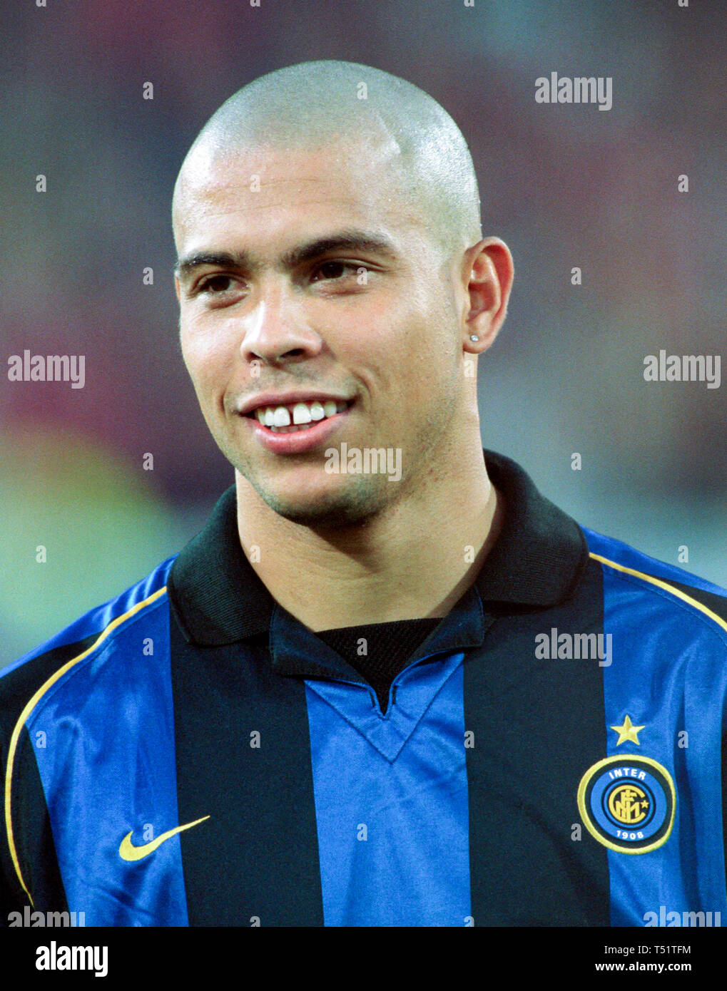 Ronaldo nazario inter fotografías e imágenes de alta resolución - Alamy