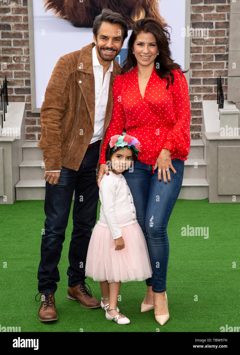 Hija De Eugenio Derbez Hija De Eugenio Derbez