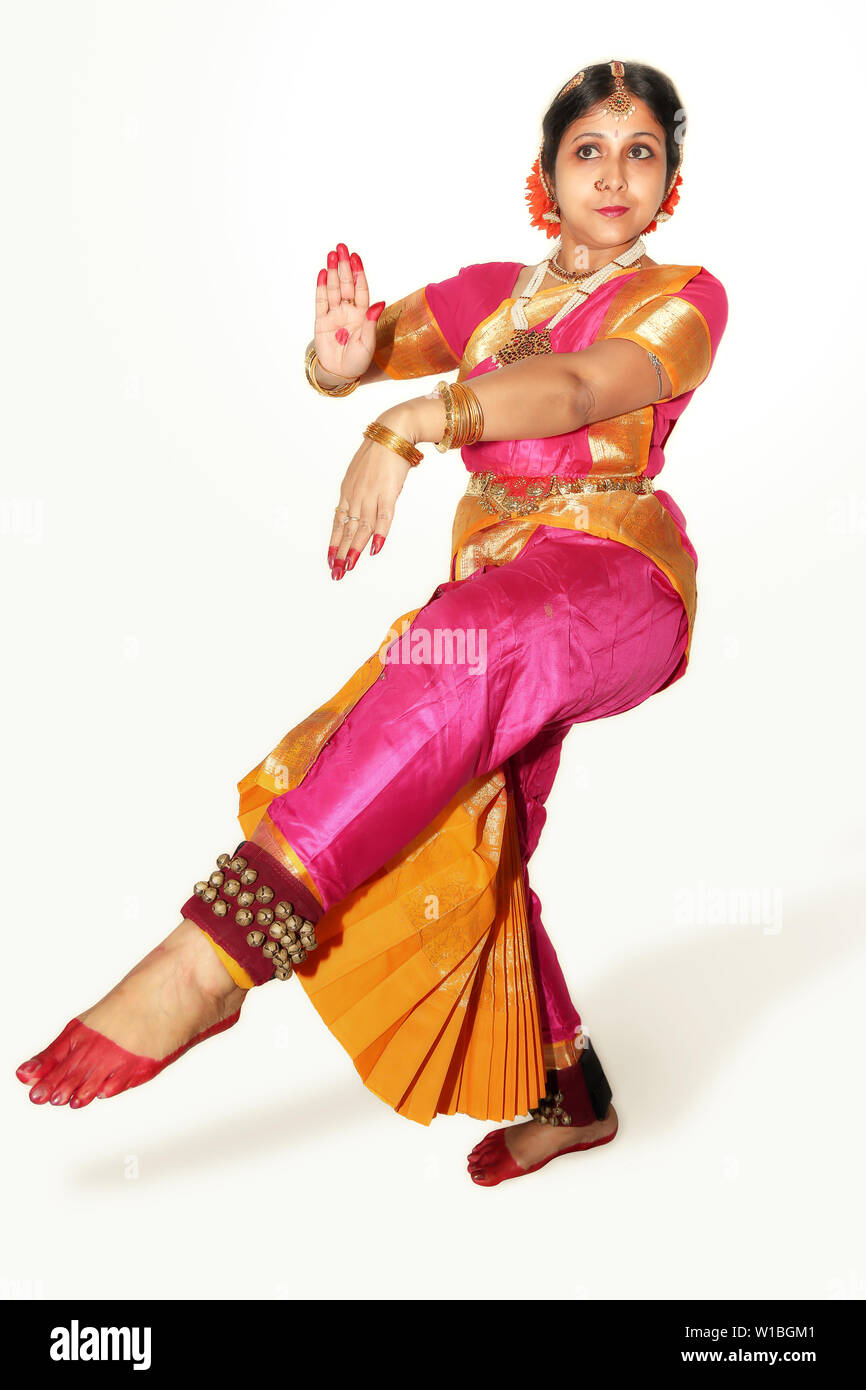 Posturas De Baile Bharatanatyam