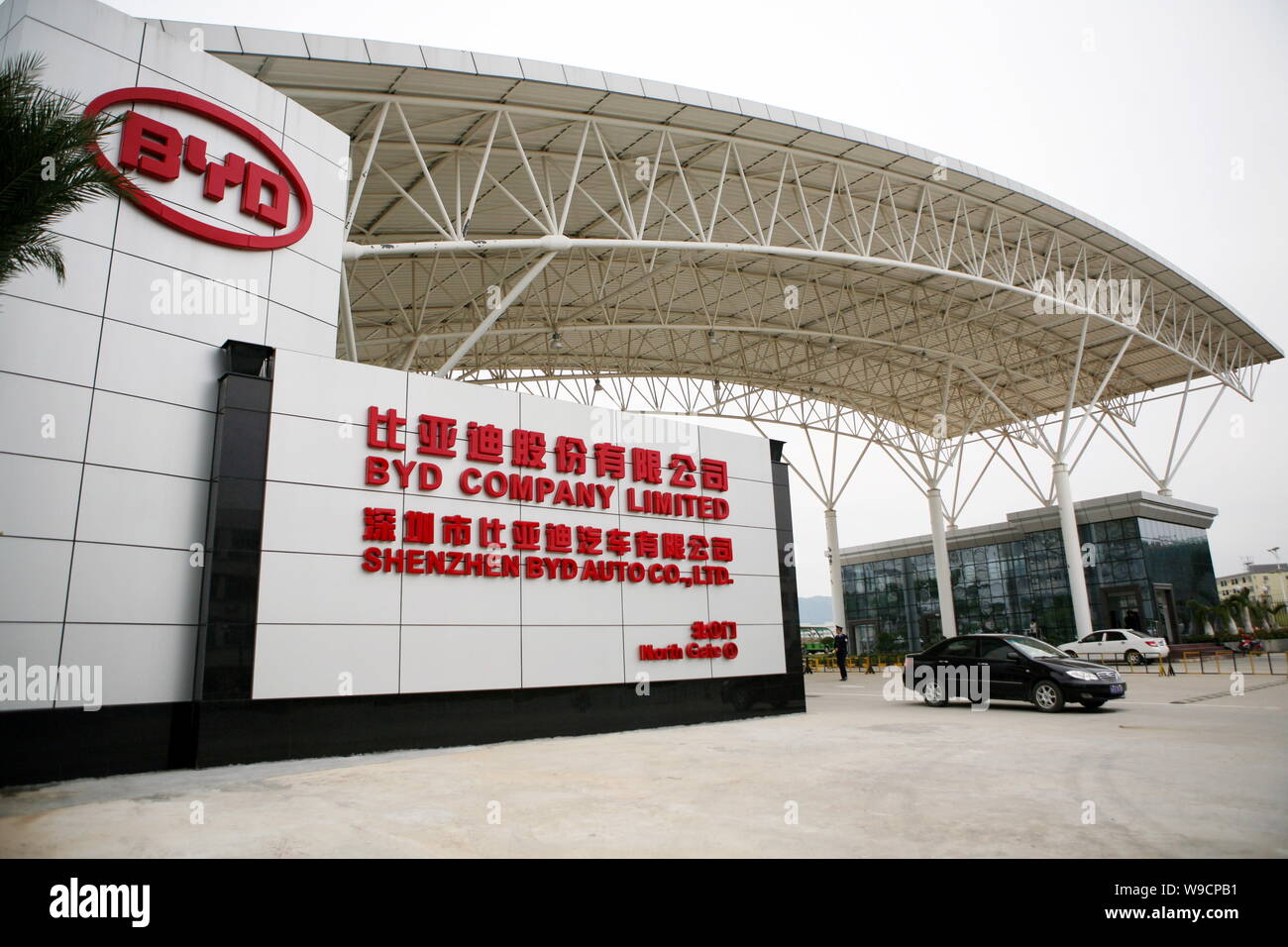Byd company fotografías e imágenes de alta resolución - Alamy