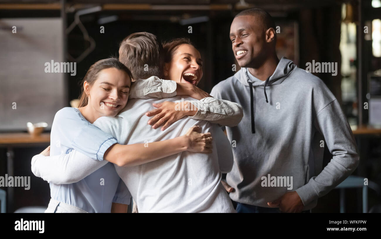 Abrazo Amigos