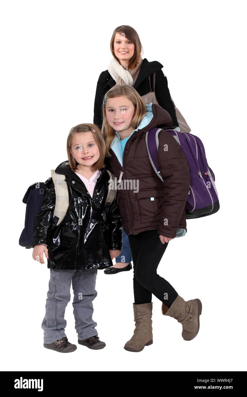 Niños Yendo Al Colegio Imágenes Recortadas De Stock Alamy