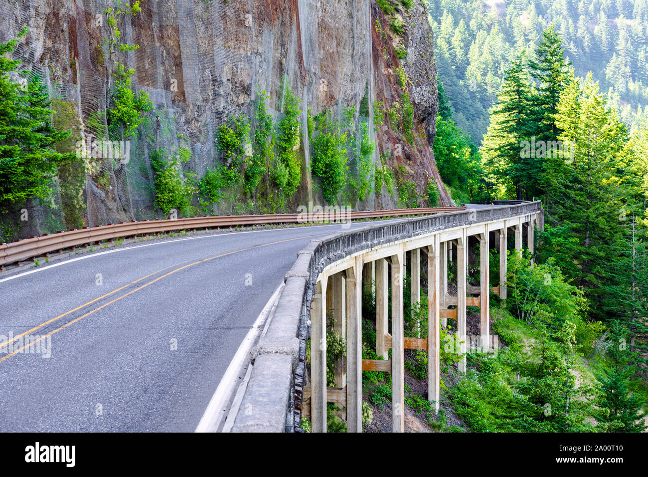 Chemins Sinueux Banque d'image et photos - Alamy