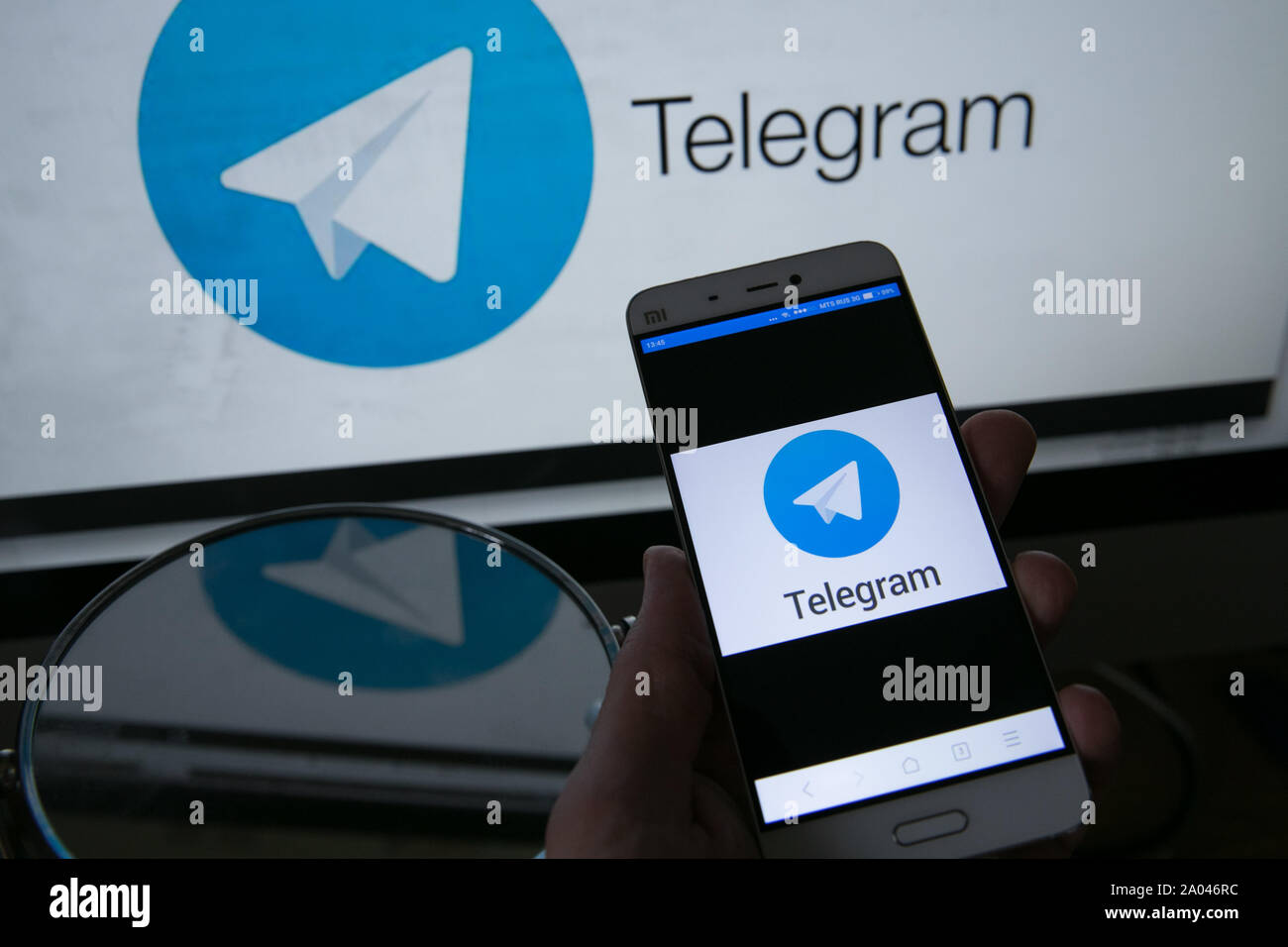 Telegram messenger Banque de photographies et d’images à haute ...
