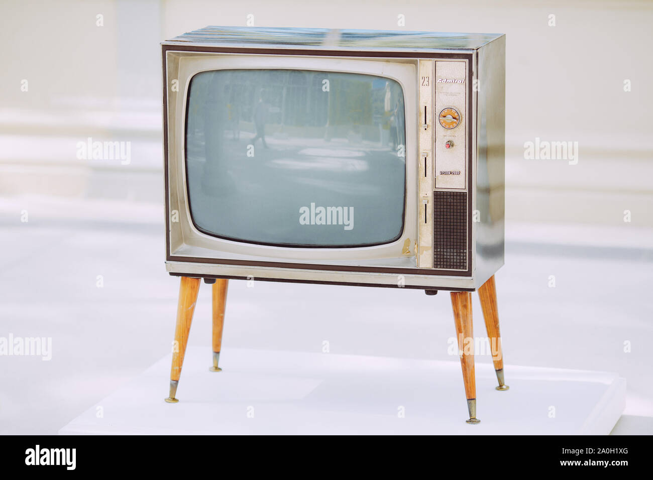 Old tv screen analog crt Banque de photographies et d’images à haute ...