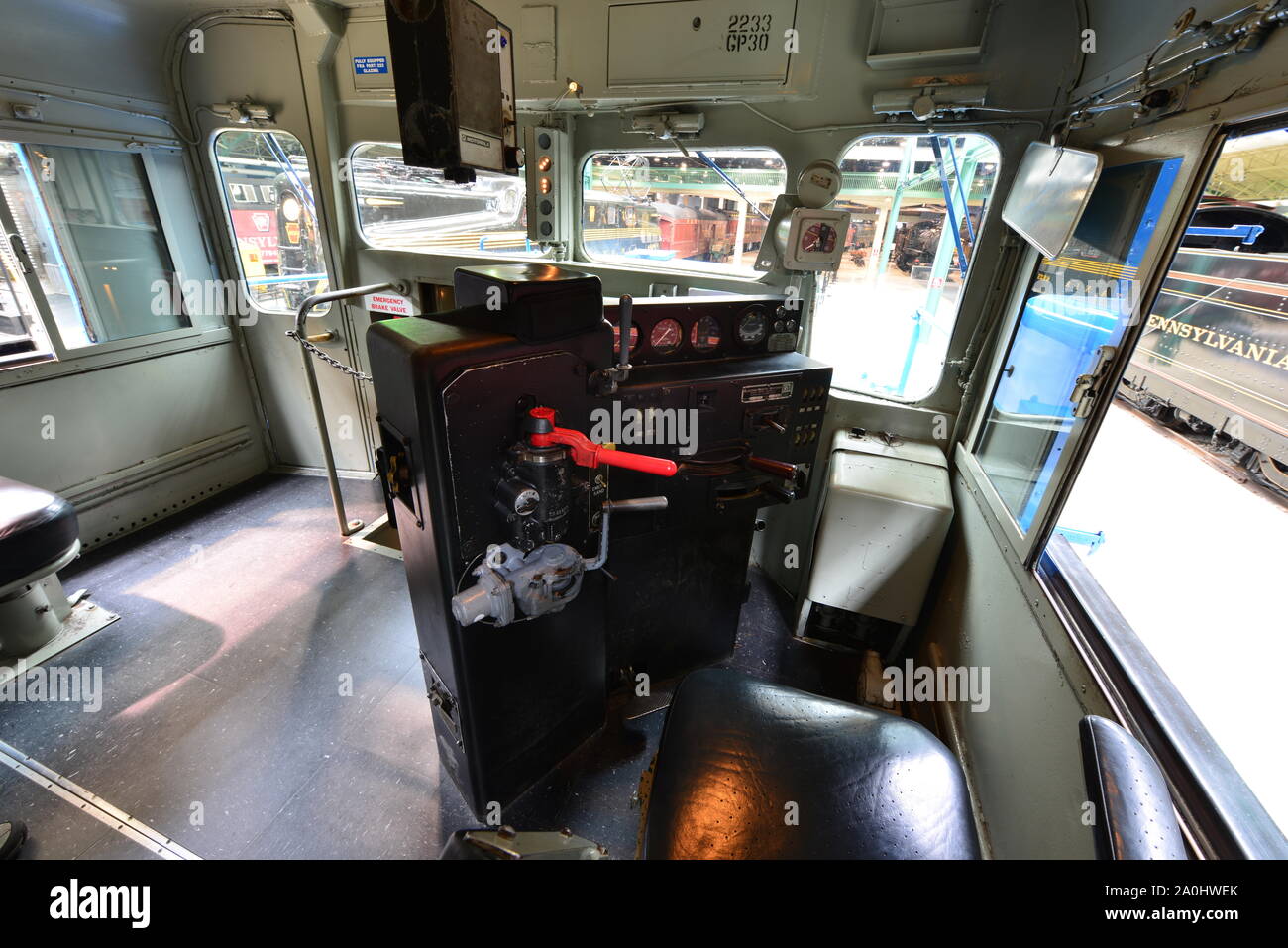 Commandes de cabine de locomotive diesel Banque de photographies et d ...